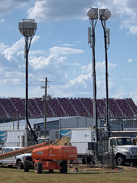 Pneumatic Ultra Heavy-Duty Mast | Non-Military Mast